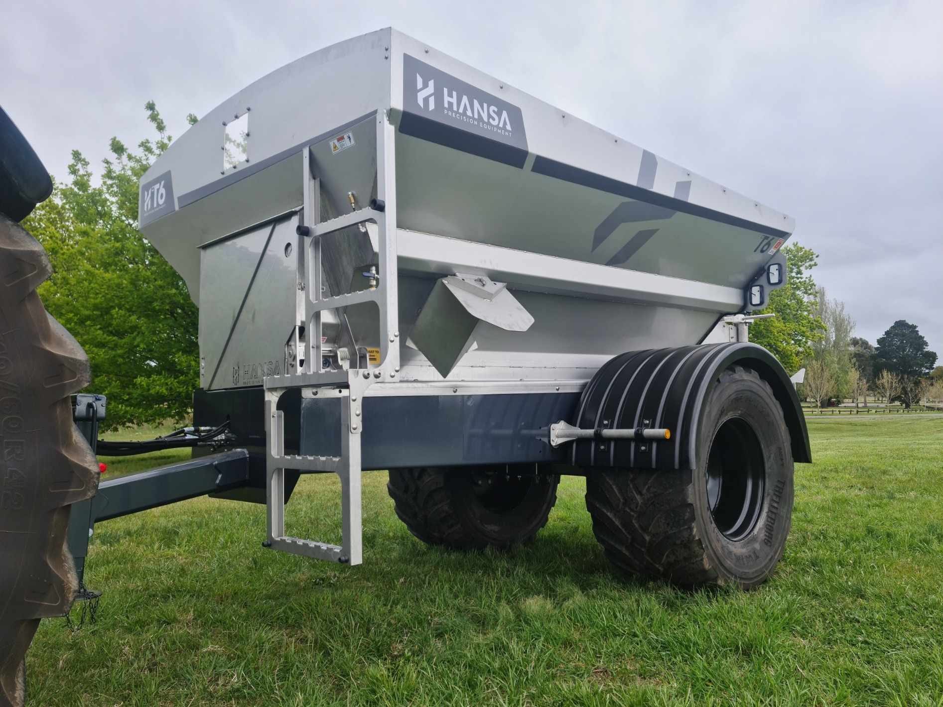T6 – Hansa Equipment